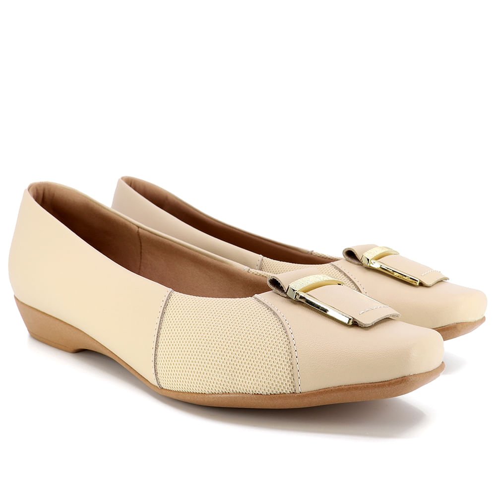 Sapatilha Bege Couro Bico Quadrado Bege