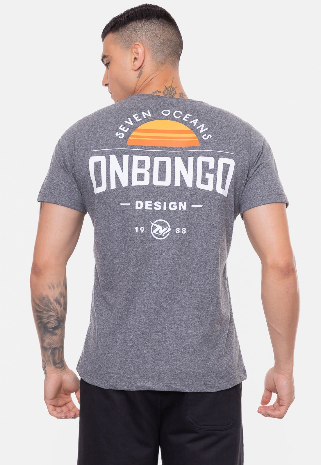 Camiseta Onbongo Bona Grafite Mescla Cinza
