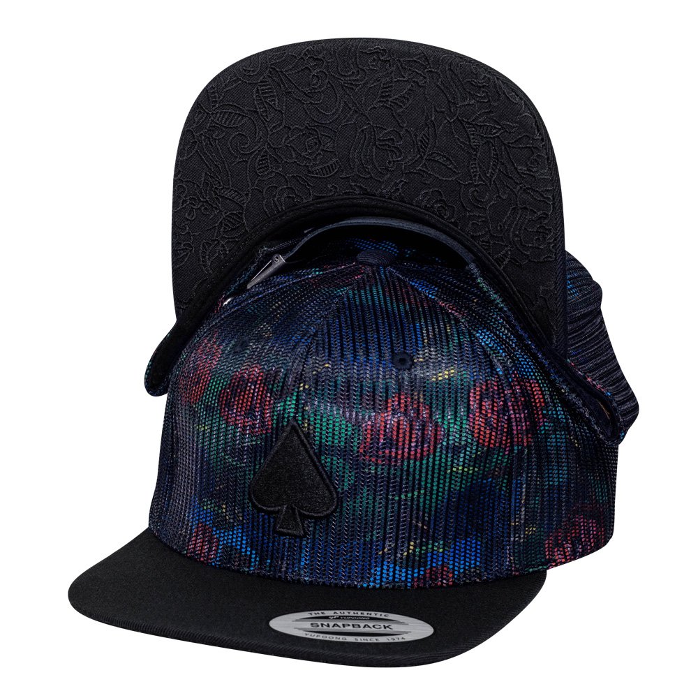 Boné MCD Aba Reta Strapback Especial Golden Core Floral Preto