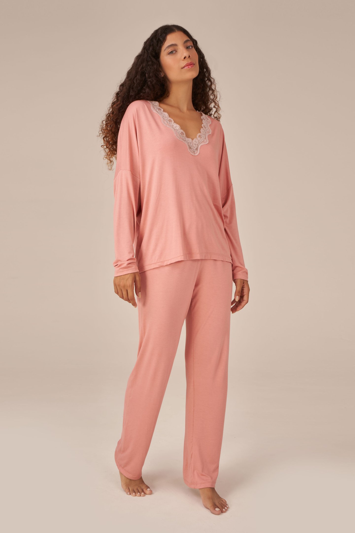 Pijama Longo com renda Sweet Rosa Primavera Rosa