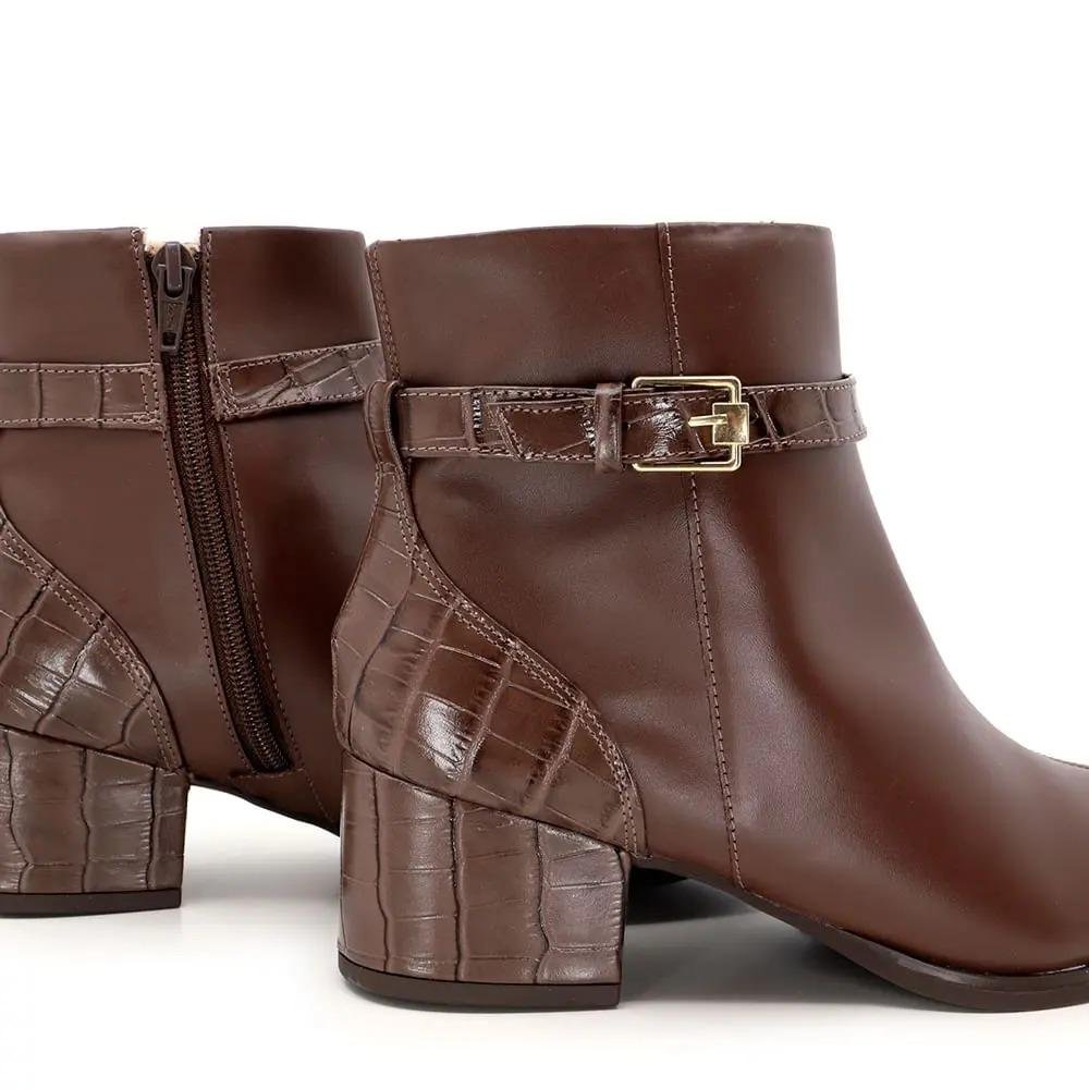 BOTA USAFLEX FEMININA AD1516 Chocolate