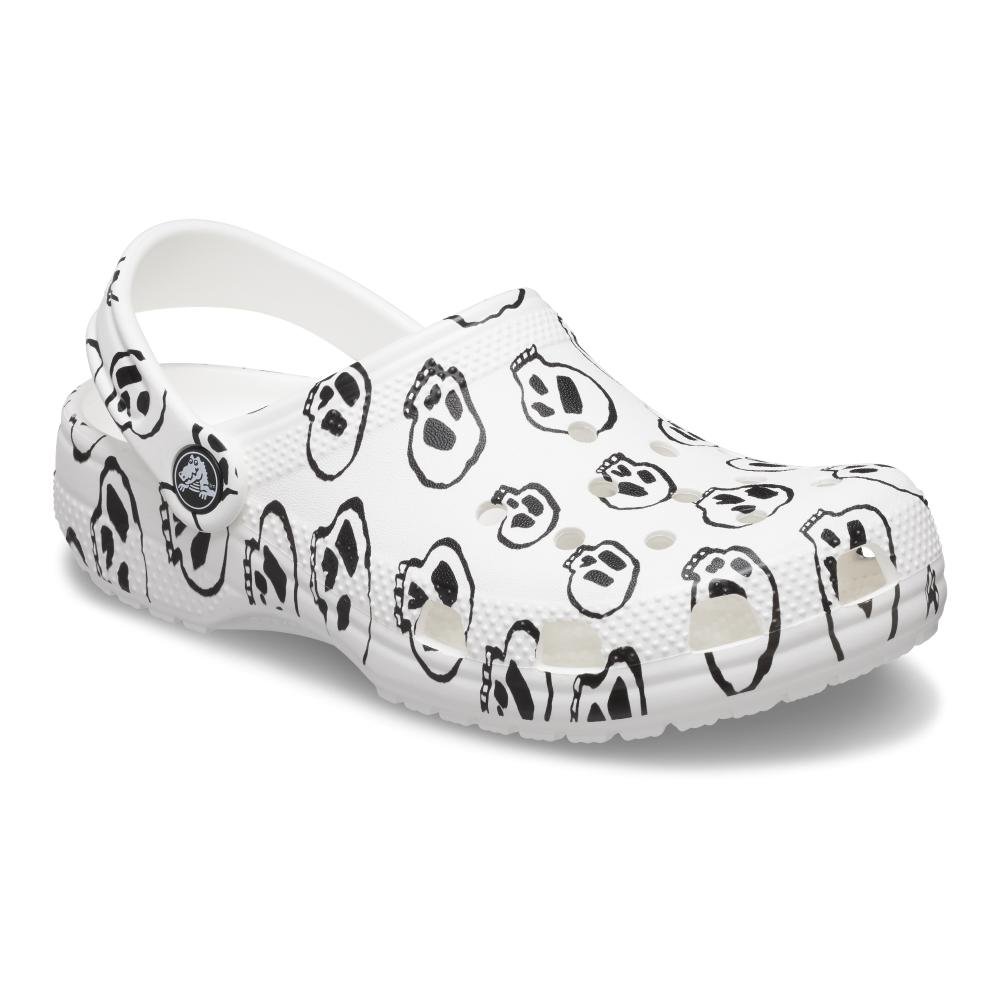 Sandália crocs classic skull print clog t white/black Branco