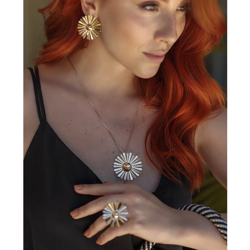 Colar Feminino Daisy Dourado Gold Summer Dourado