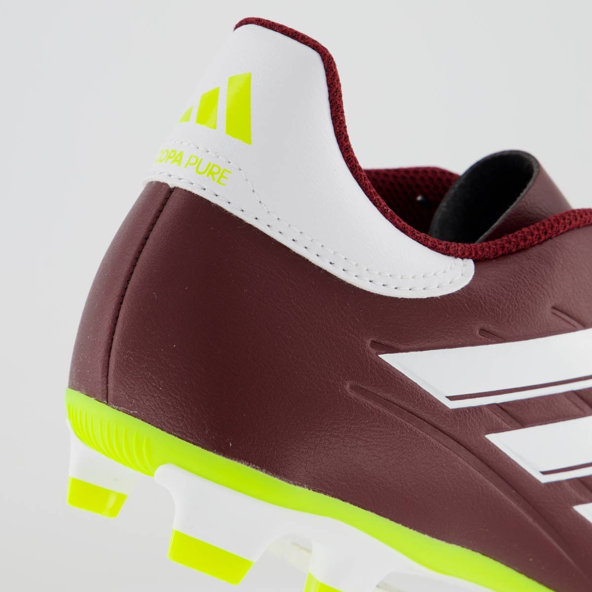 Chuteira Adidas Copa Pure 23 Club FxG Campo Bordô Vermelho