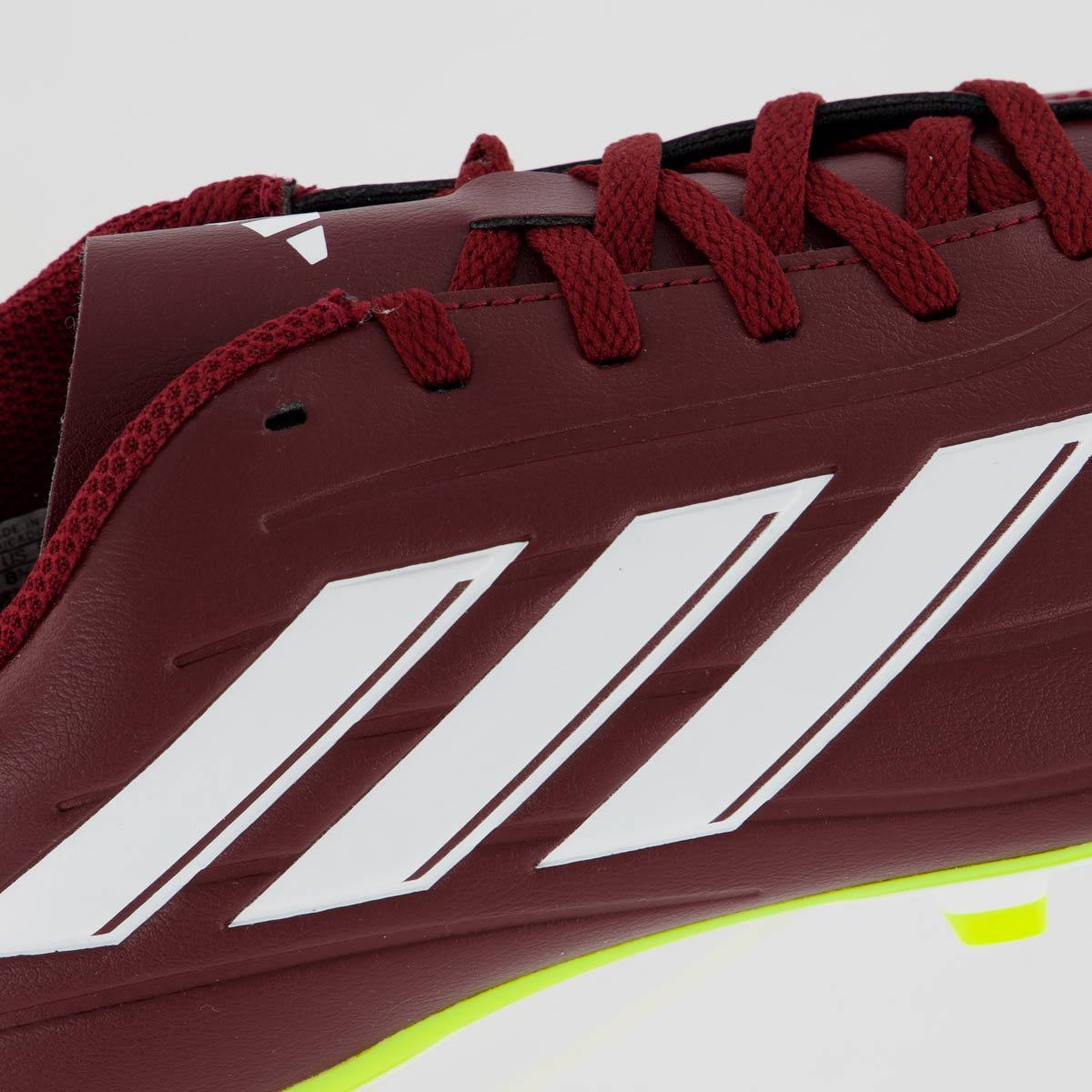 Chuteira Adidas Copa Pure 23 Club FxG Campo Bordô Vermelho