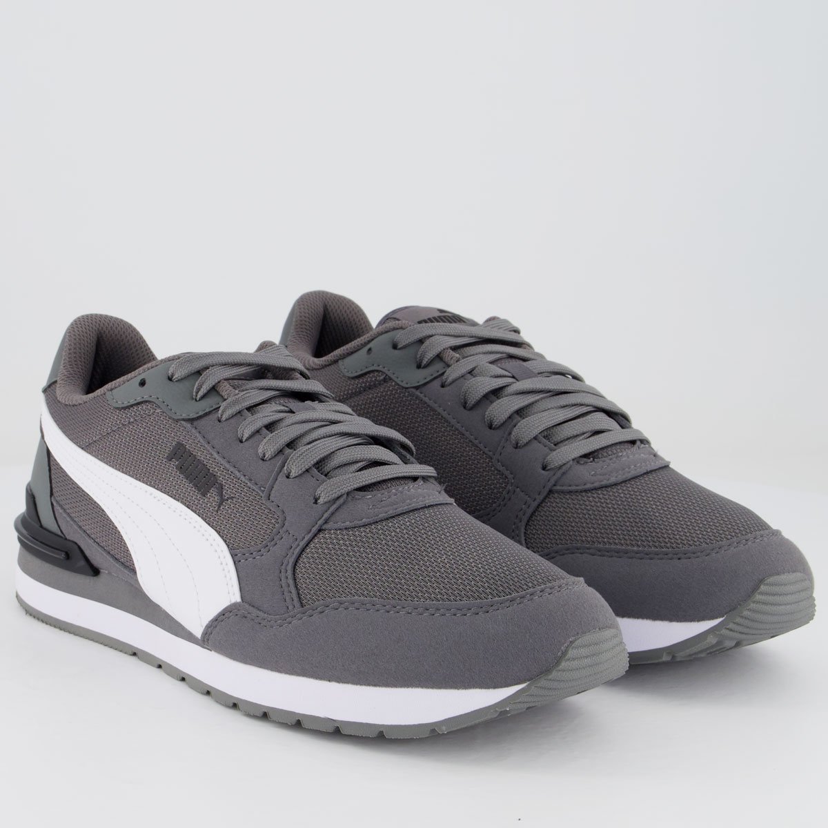 Tênis Puma ST Runner V4 Mesh Cinza e Branco Cinza/Branco