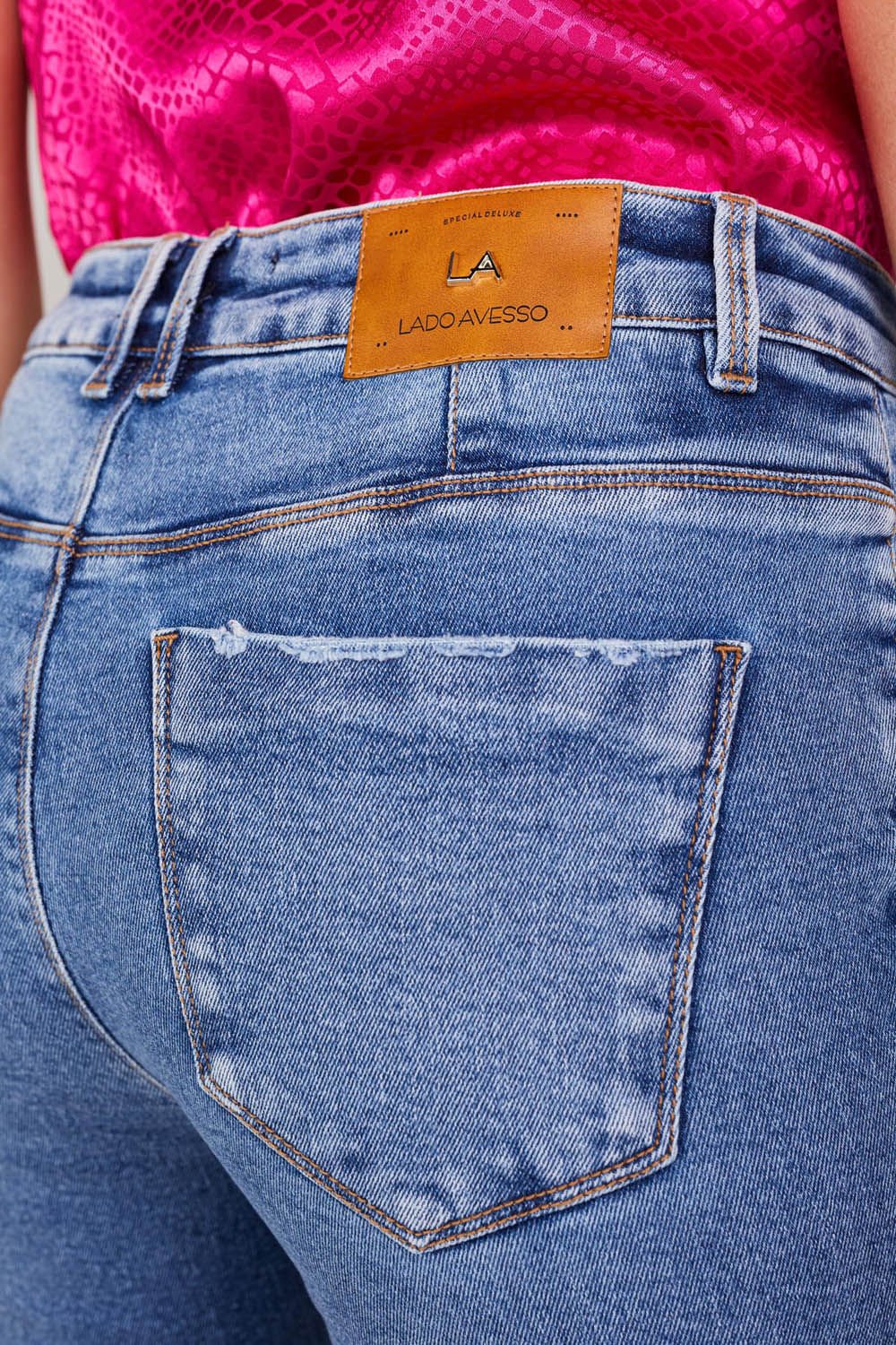 Calça Jeans Lado Avesso Pin-up Azul Claro Azul