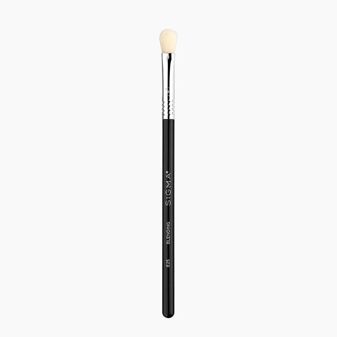 E25 - Blending Brush - Sigma Beauty Preto
