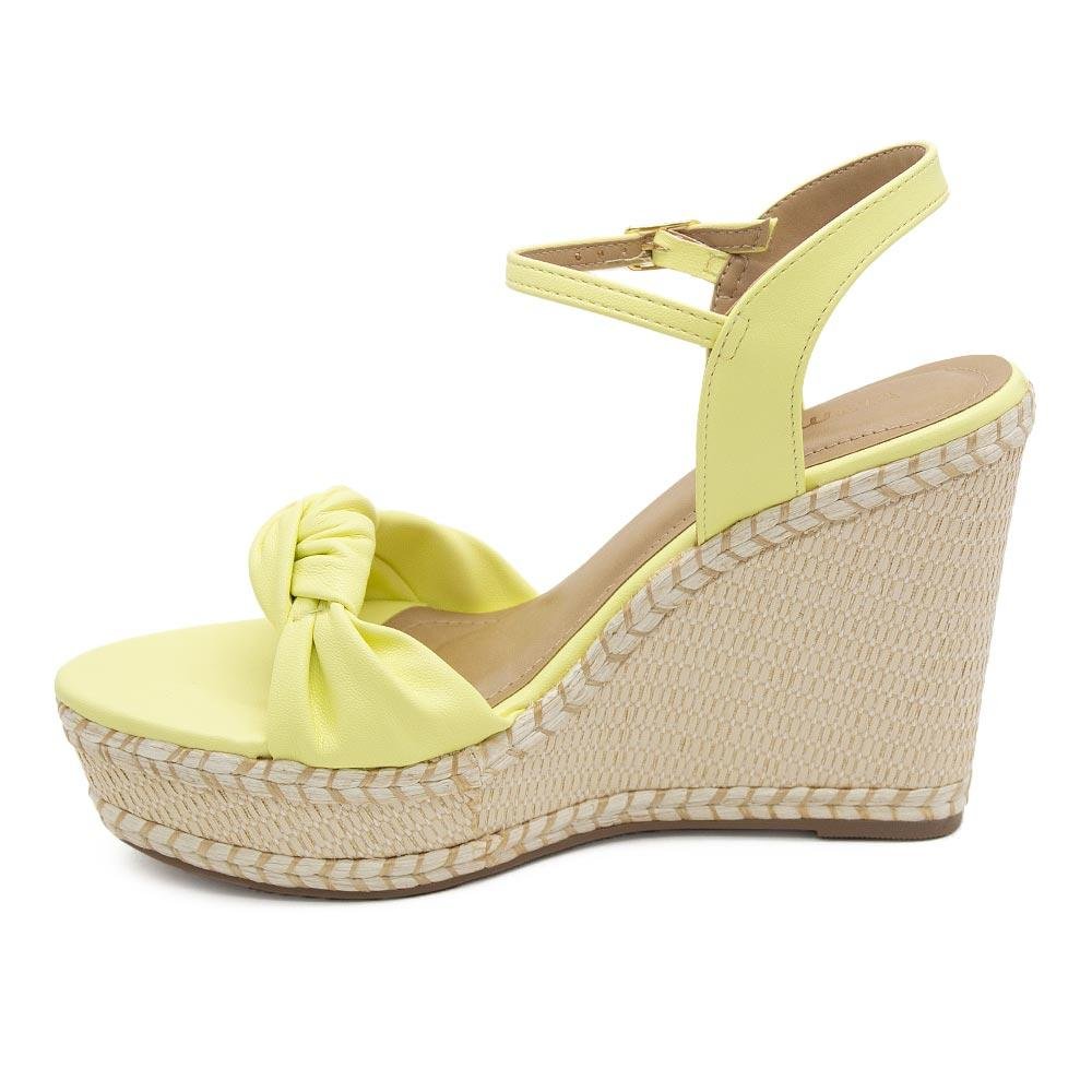 Sandália Anabela Alta Feminina Via Marte 22-14502 Amarela Amarelo