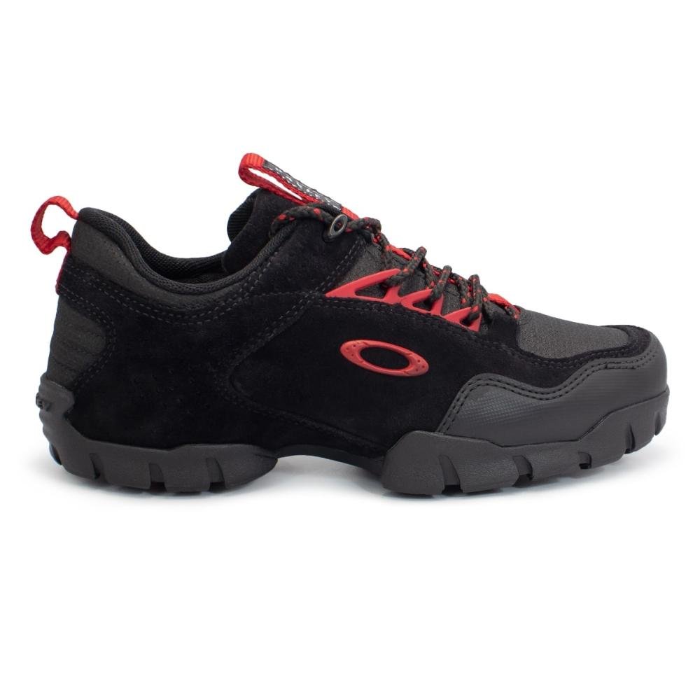 TÊNIS OAKLEY MASCULINO MODOC LOW II Preto/Vermelho