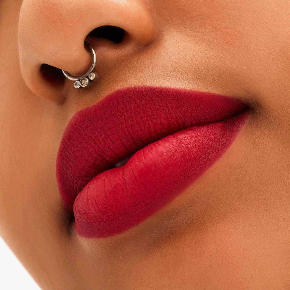 Batom Matte MAC Locked Kiss - Ruby True Ruby True