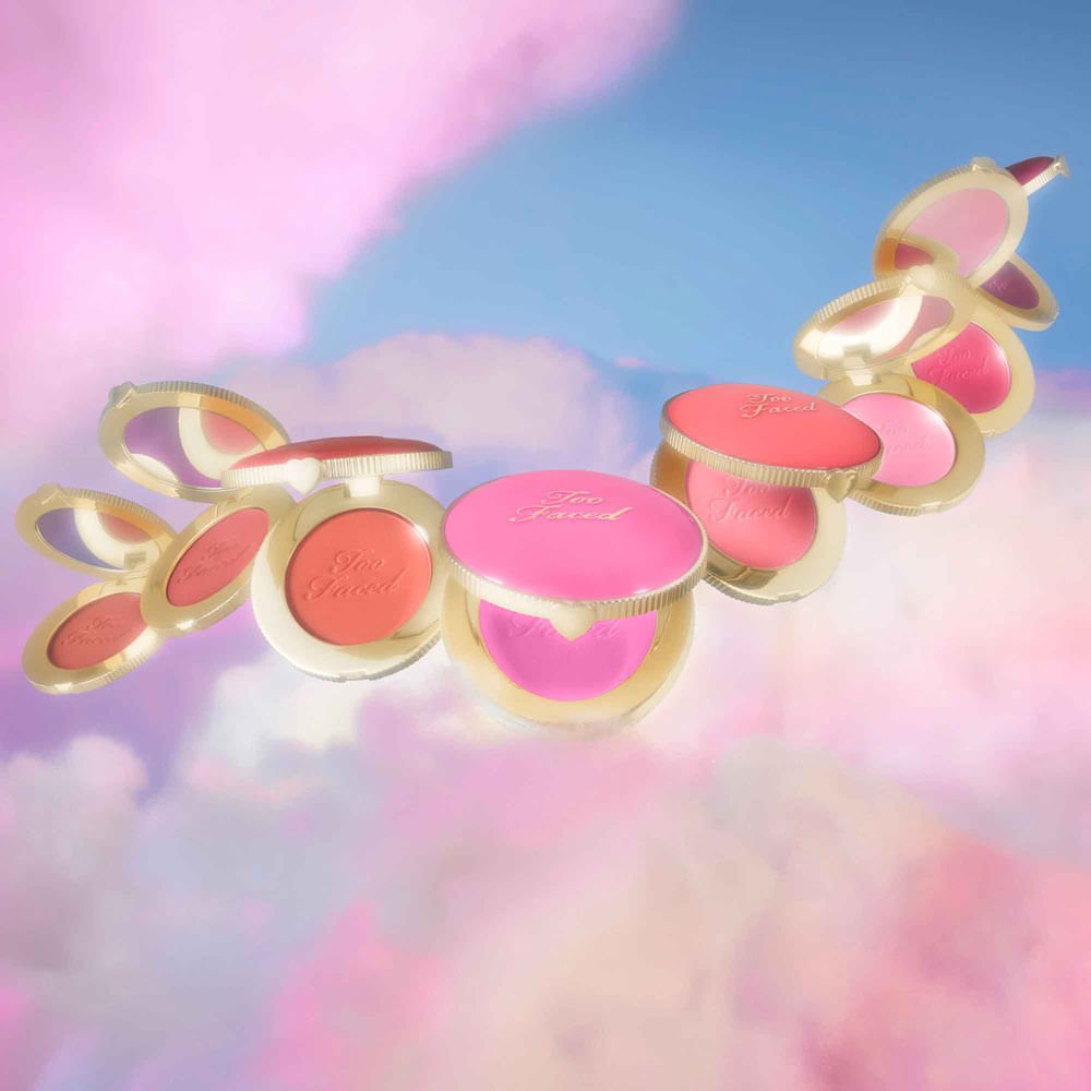 Blush Too Faced Cloud Crush Super Candy Clouds