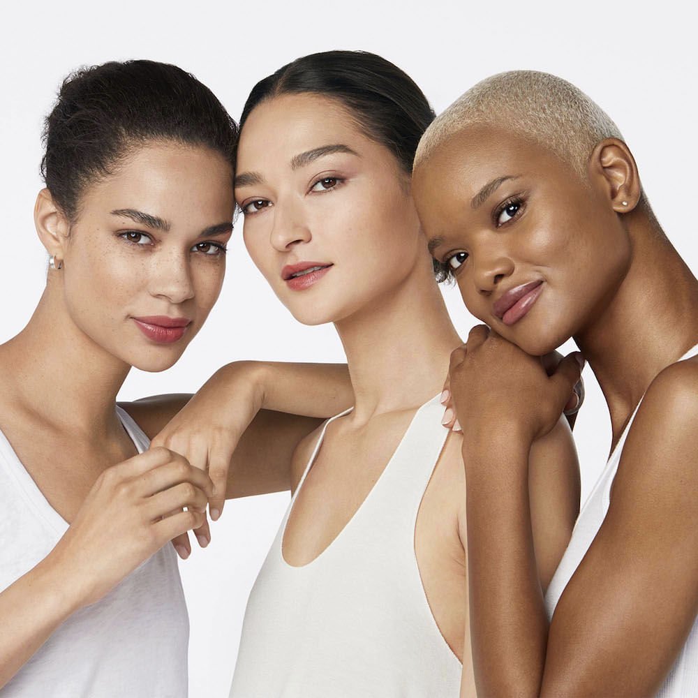 Pó Compacto Clinique Stay-Matte Sheer 04 Stay Honey