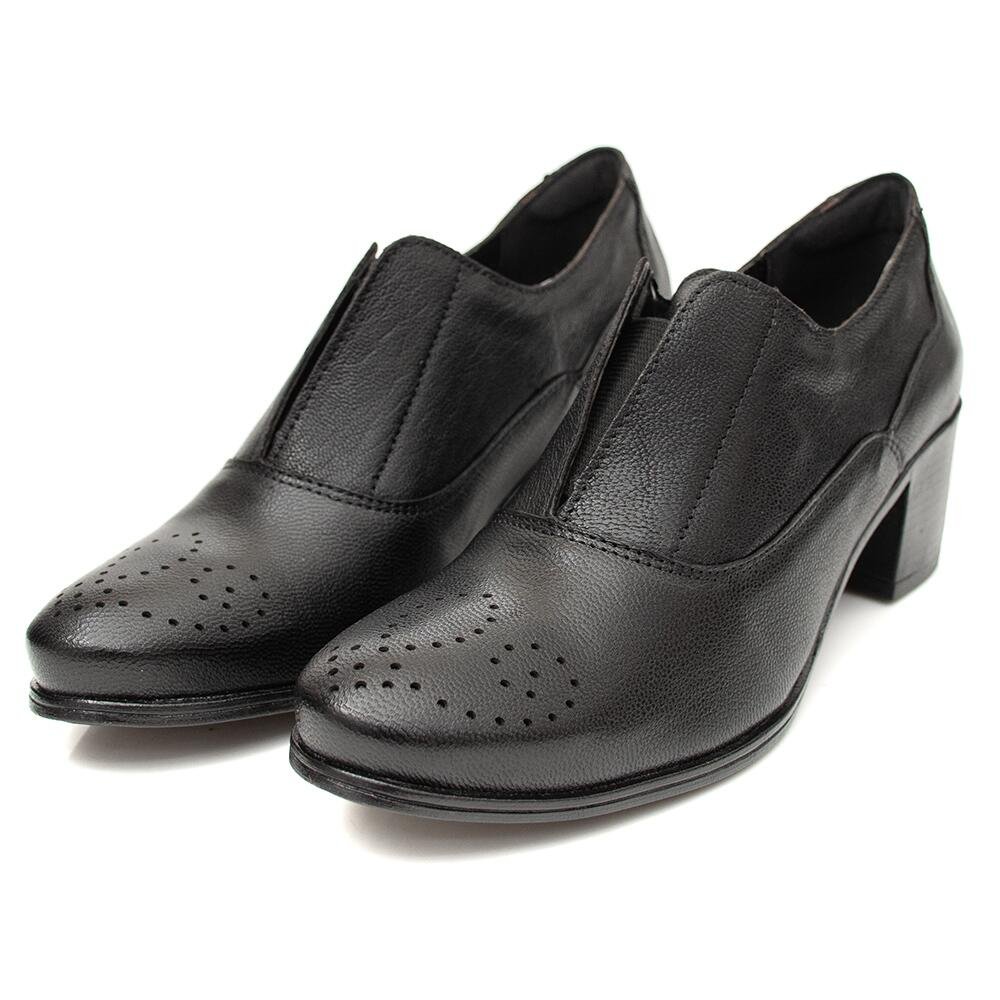 Sapato Fechado Pattini em Couro Preto Preto