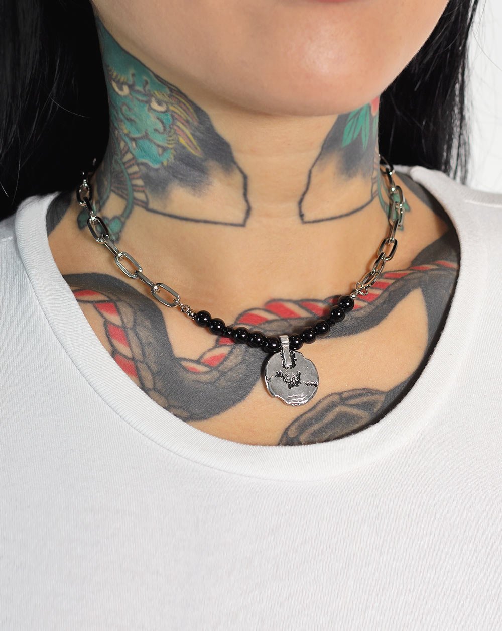 Colar Deep Raven Prata