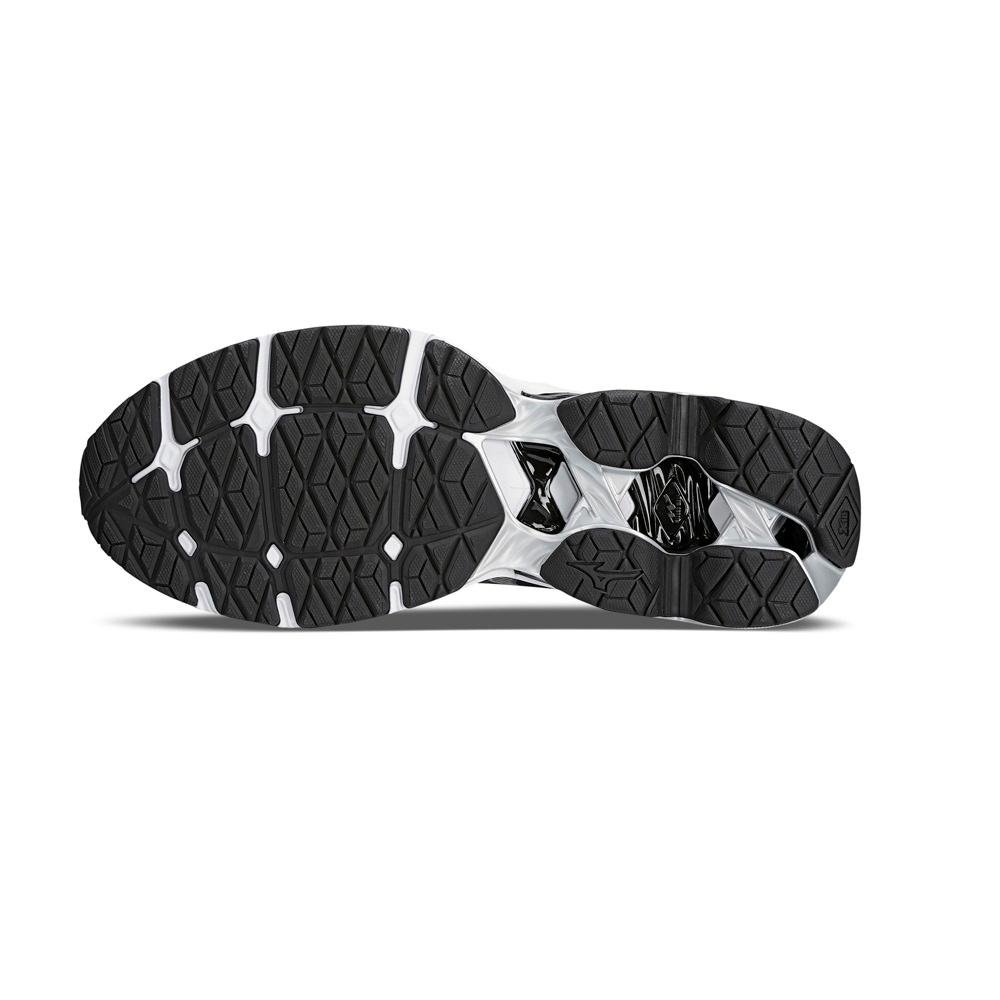 Tênis Mizuno Wave Invictus 3 Masculino Preto