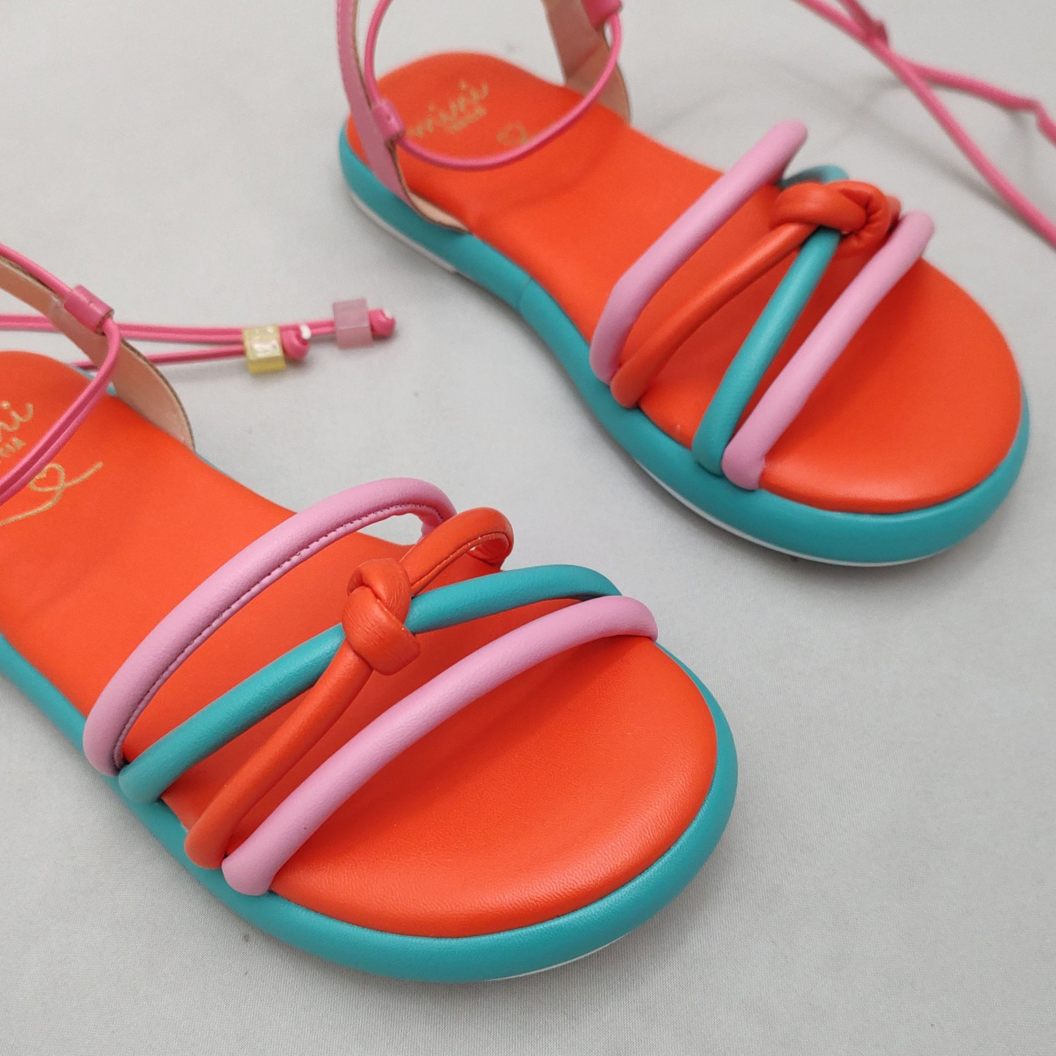 Sandália Sua Cia Mini Com Tiras de Amarrar - Multicolor Rosa