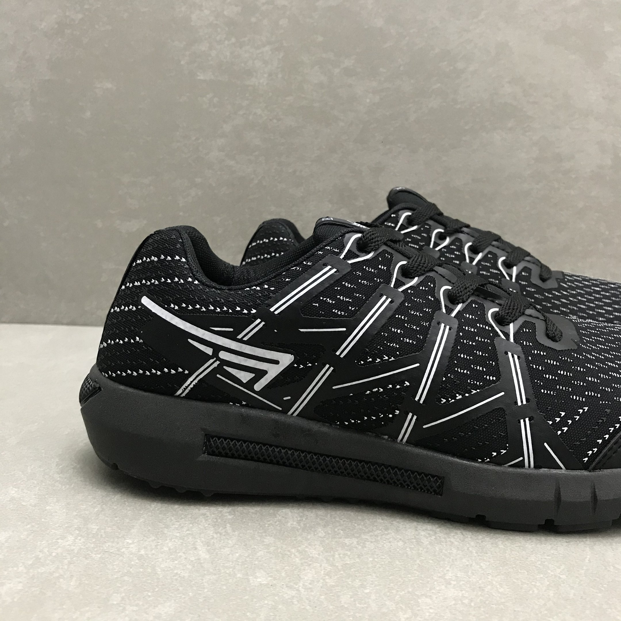 Tênis Zeuz Cadarço - Preto Preto