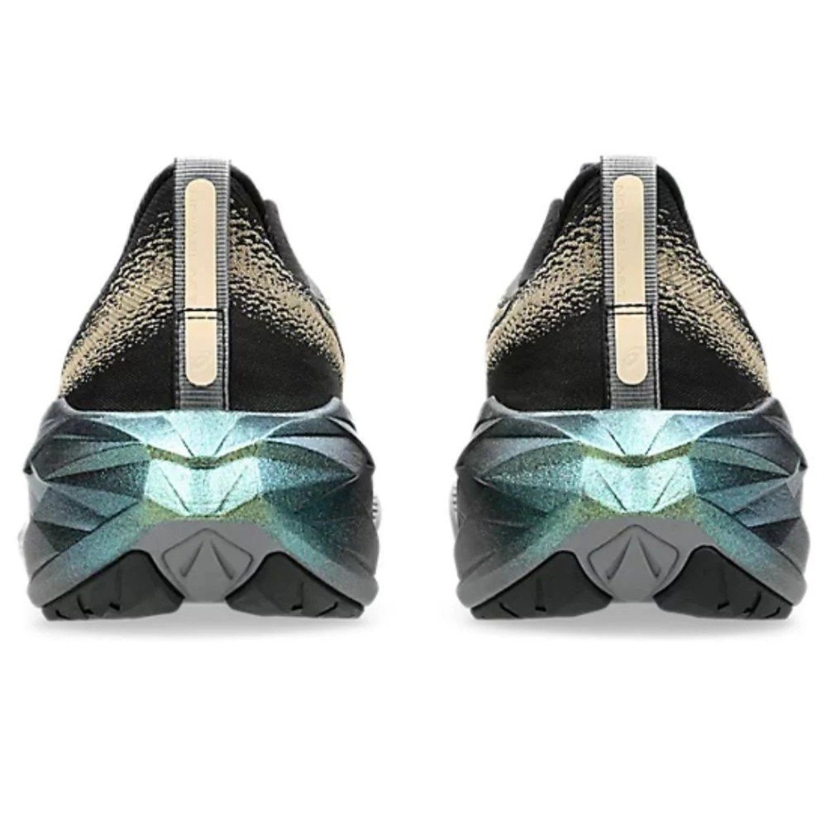 Tênis Asics Novablast 4 Platinum Masculino Preto Cinza Dourado Preto