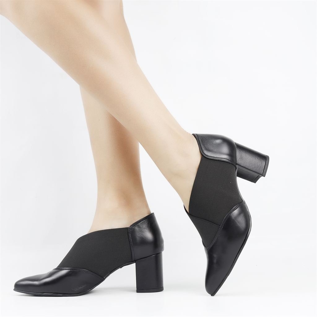 Bota Ankle Boot Couro Preto