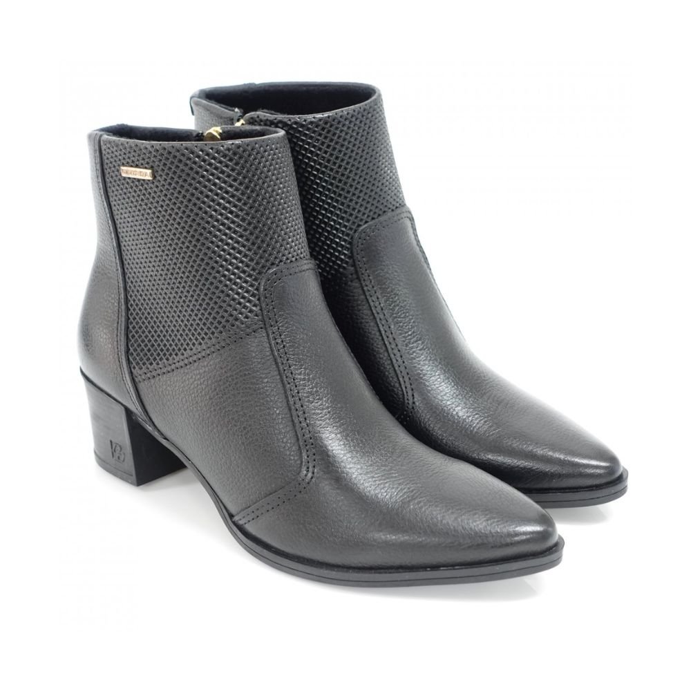 Bota Feminina Cano Baixo Em Couro Pegada Preta Preto