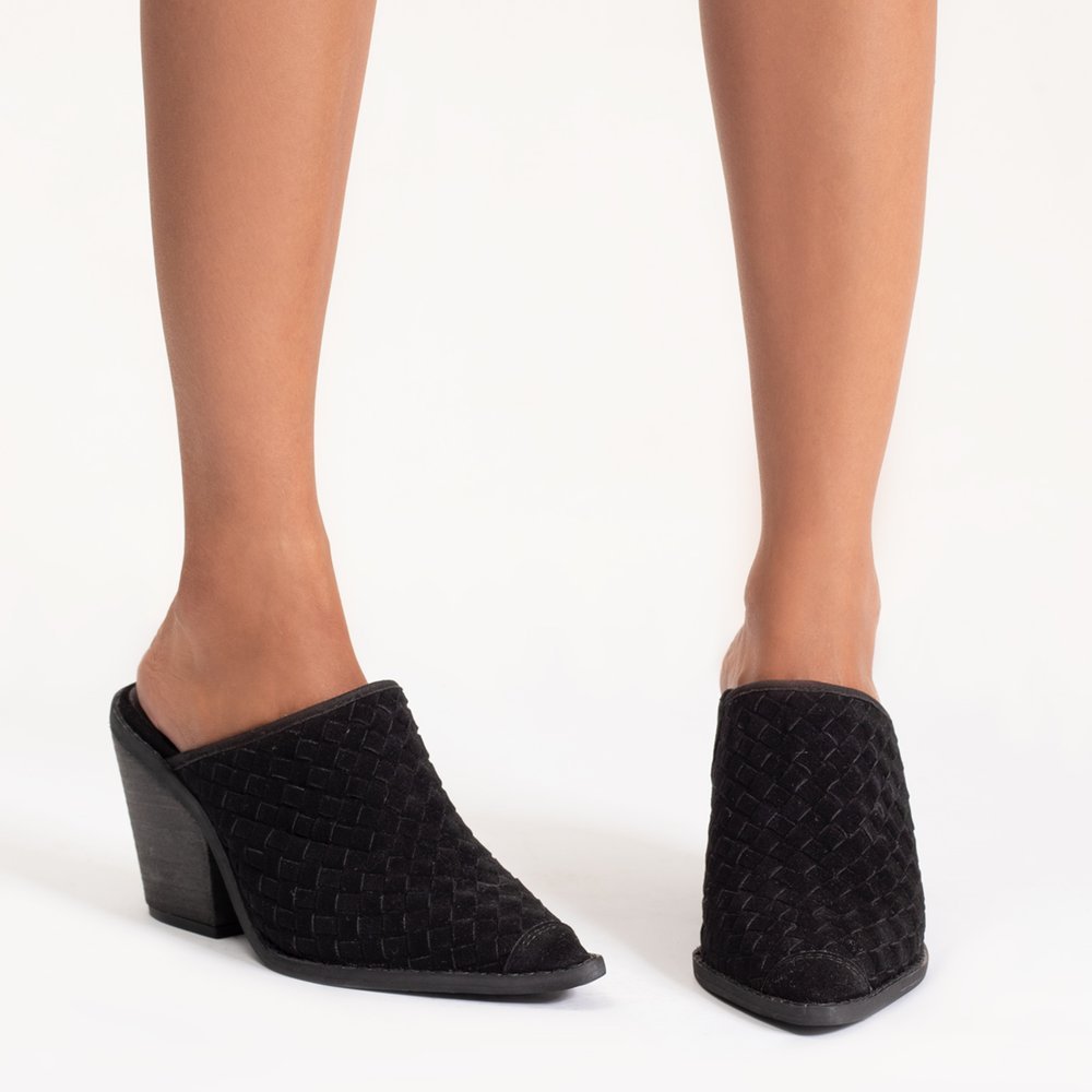 MULE WESTERN TALITA SUZANA SANTOS Preto