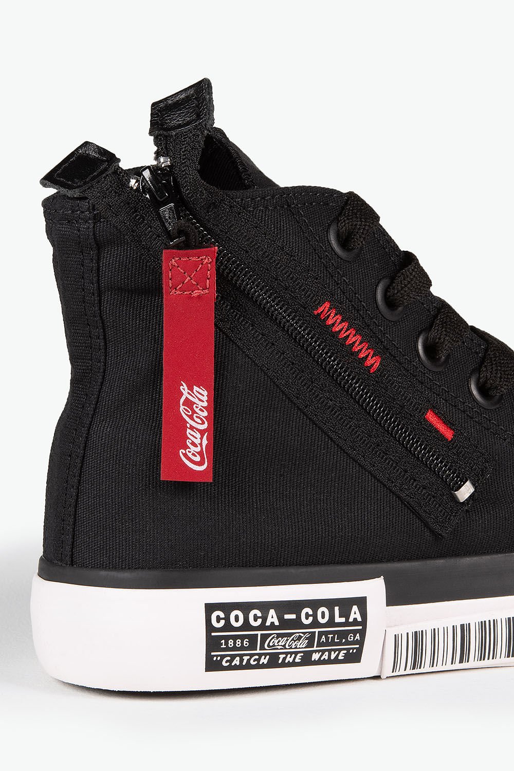 Tênis Feminino Coca-Cola Atlanta Wave Zipper Preto