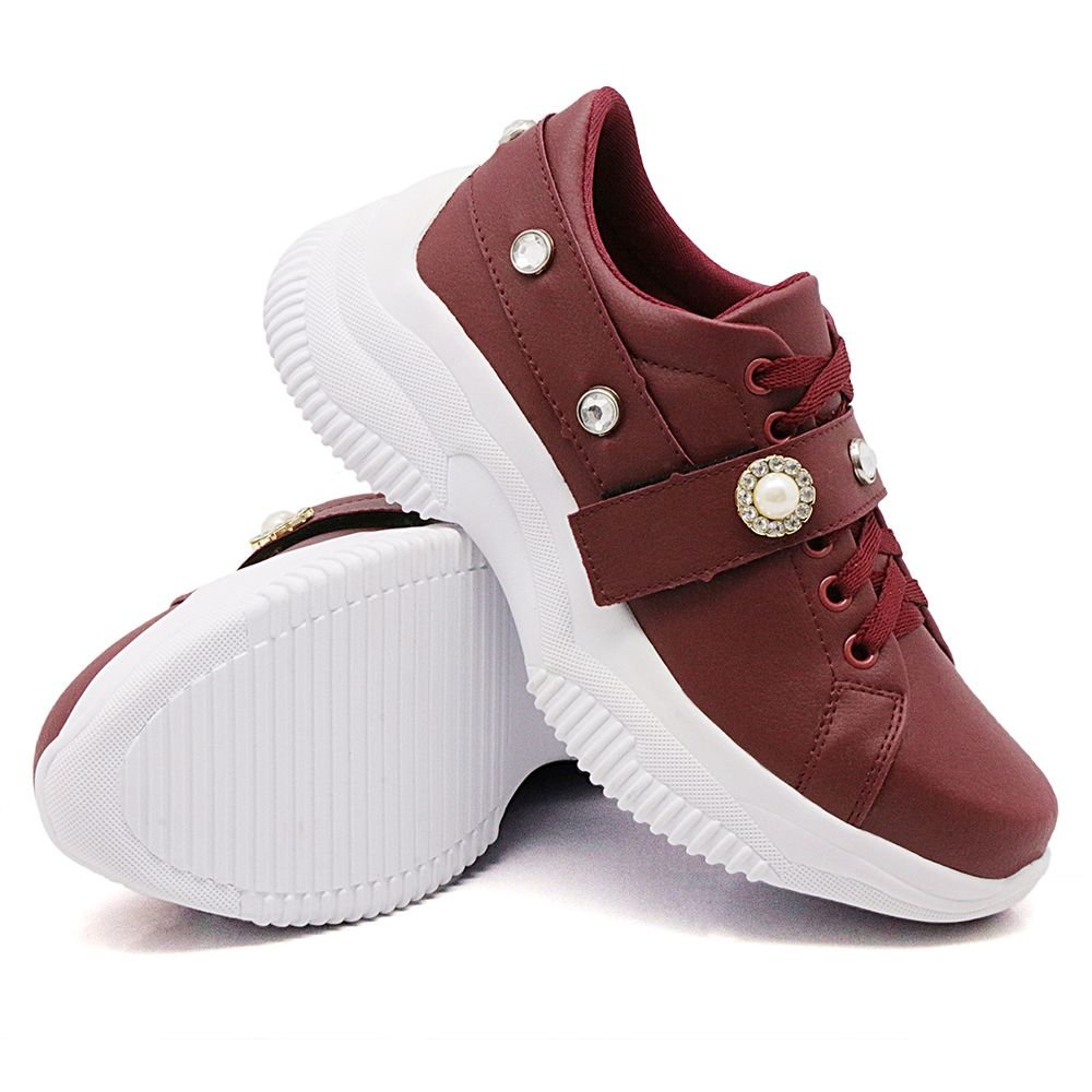 Tênis Sneaker Chunky Dk Shoes com Cadarço Detalhes em Pedras e Sola ...