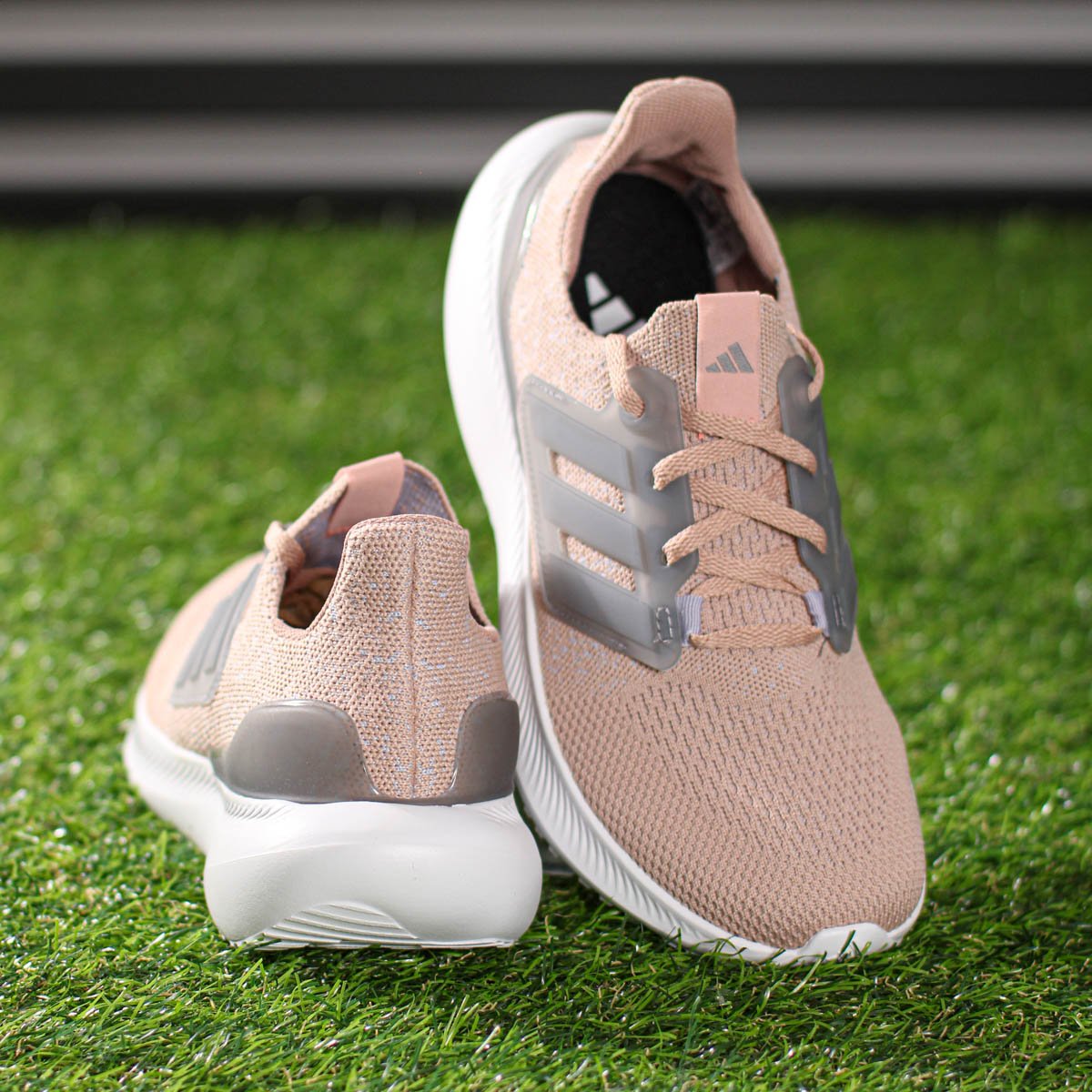 Tenis Adidas Acelera Rose e Cinza - Feminino Rosa