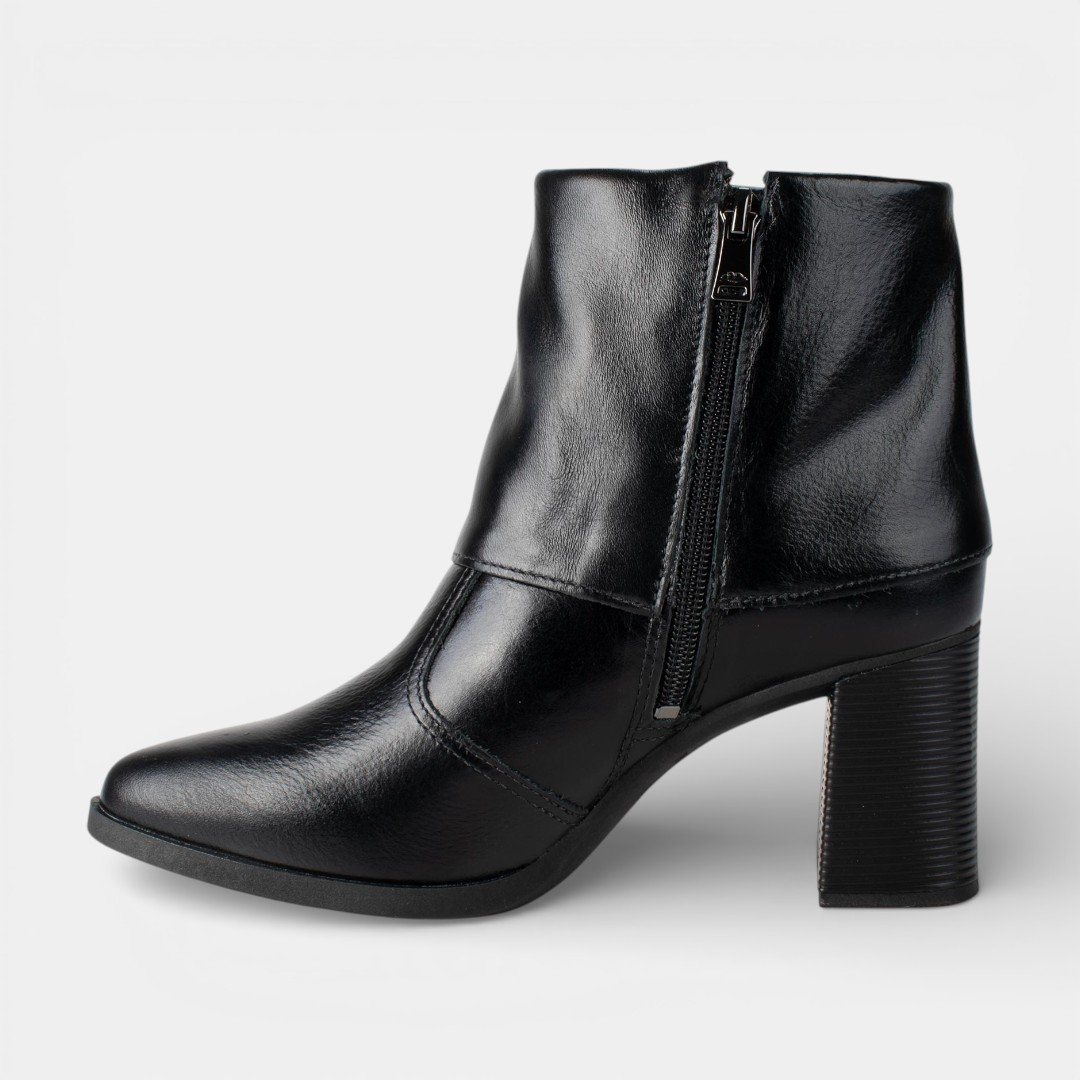 Bota Dakota Capa Cano Curto Salto Bloco Preta Preto