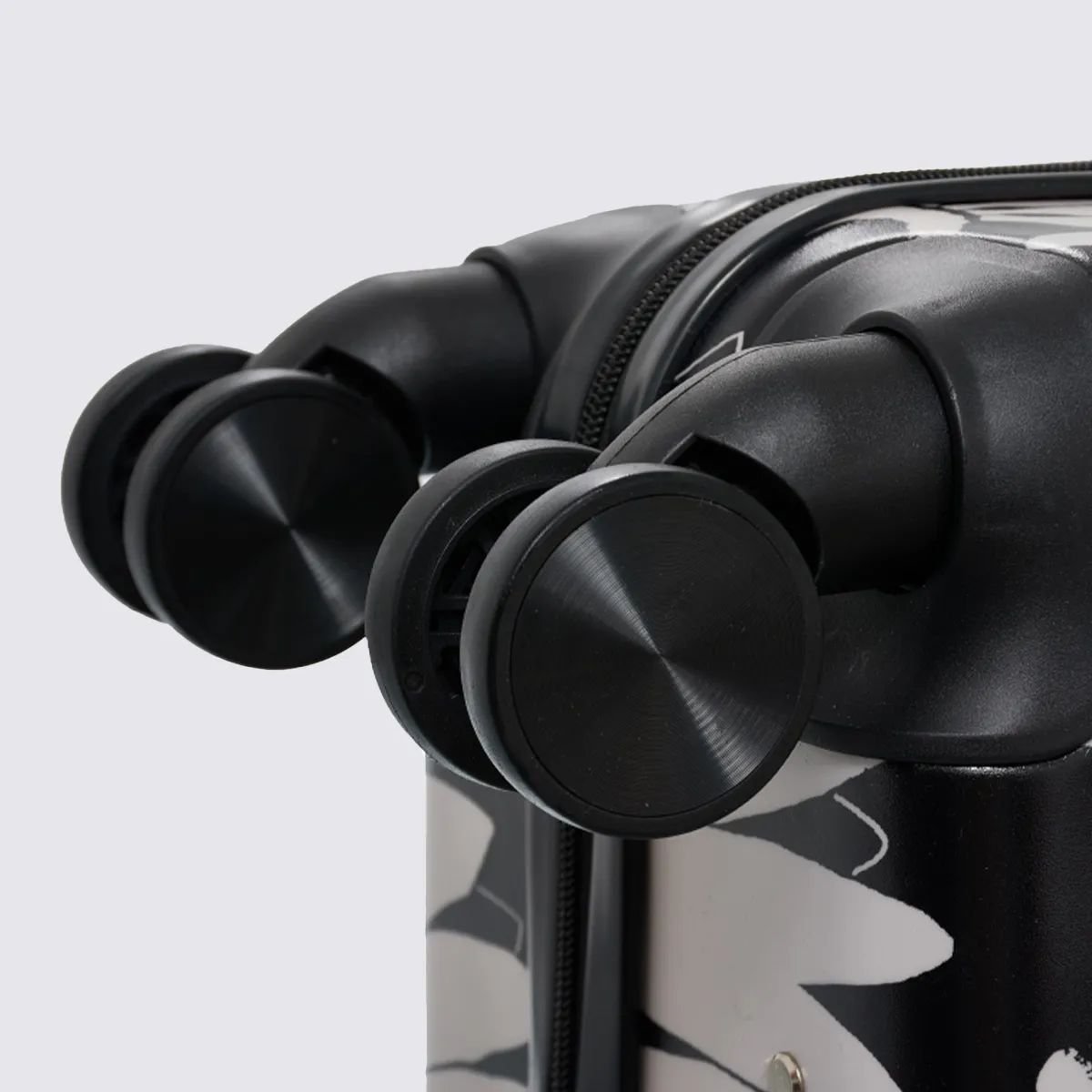 Mala Farm Me Leva Rígida Copacabana P 683215RP Preto Preto