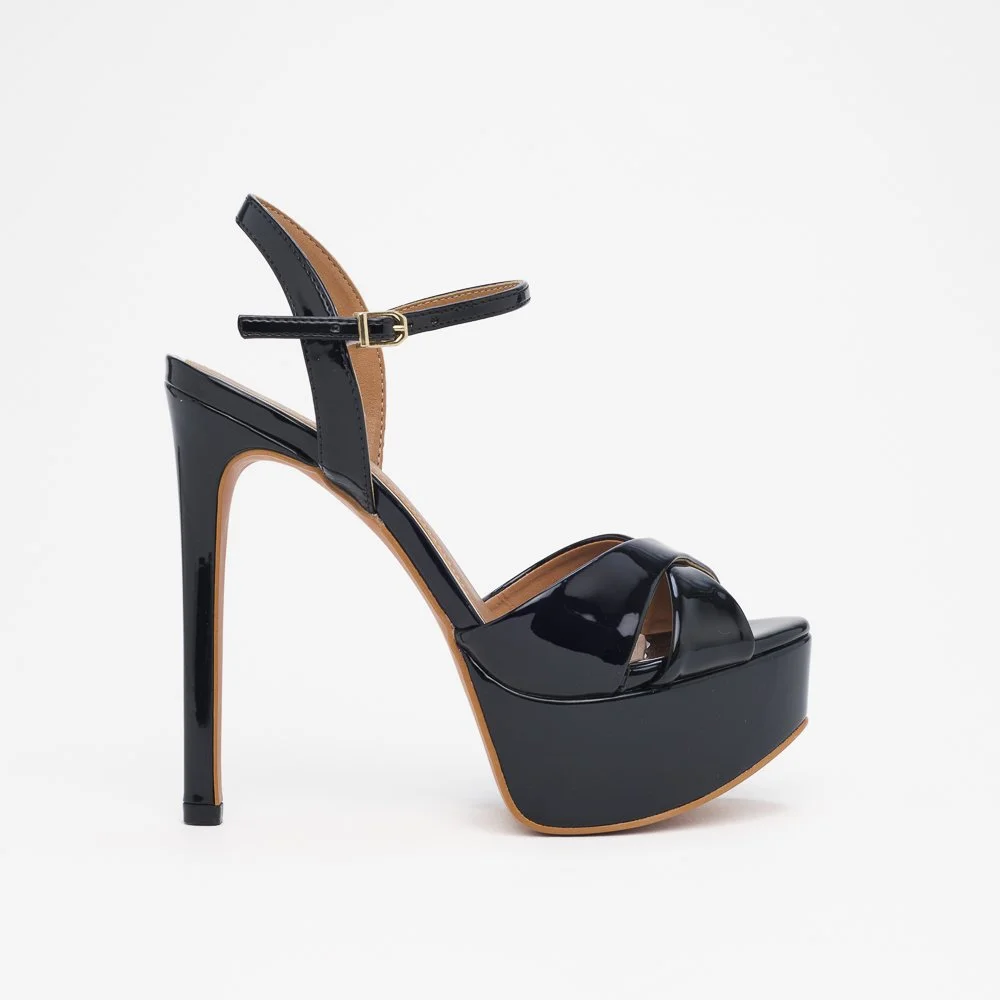 SANDÁLIA KATI DI VALENTINI VERNIZ Preto